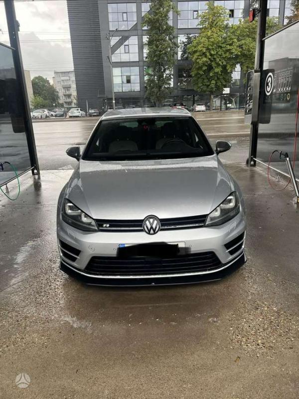 Grey Volkswagen Golf 2016 in Kaunas, with an engine capacity of 1.60 L and mileage of 317 thousand km for 6500 €, photo 8 on AUTOMOTO.COM.LV