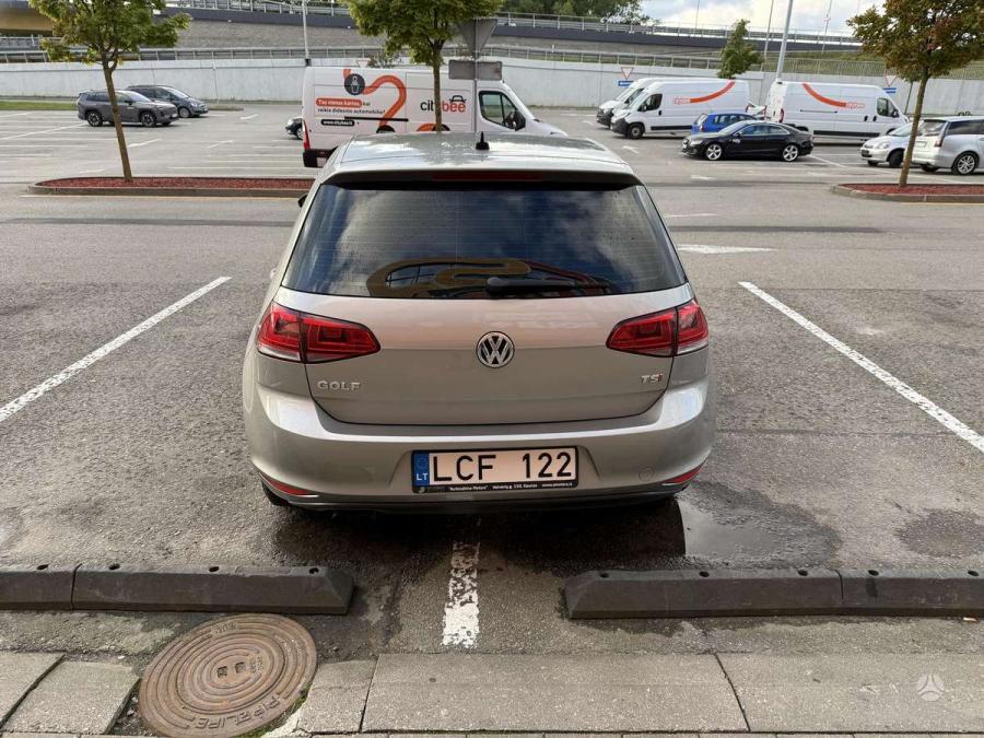 Pelēks Volkswagen Golf 2016 Klaipėda, ar dzinēja tilpumu 1.80 L un nobraukumu 216 tūkst. km par 6100 €, foto 6 vietnē AUTOMOTO.COM.LV