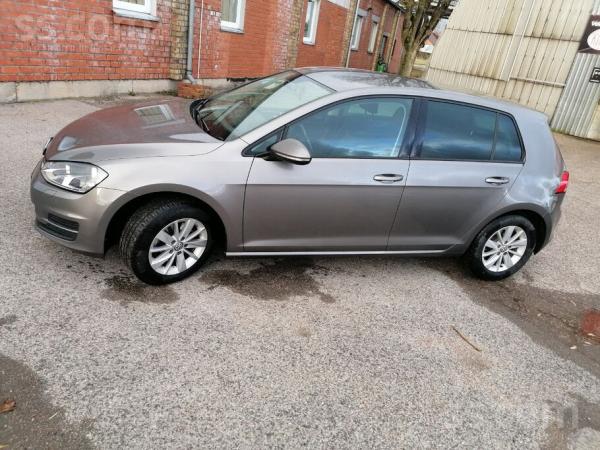 Pelēks Volkswagen Golf 2016 Liepāja, ar dzinēja tilpumu 1.40 L un nobraukumu 128 tūkst. km par 8600 €, foto 1 vietnē AUTOMOTO.COM.LV