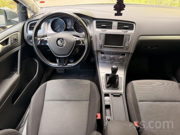 Pelēks Volkswagen Golf 2016 Rīga, ar dzinēja tilpumu 1.60 L un nobraukumu 238 tūkst. km par 6150 €, foto 8 vietnē AUTOMOTO.COM.LV