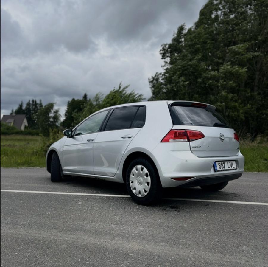 Pelēks Volkswagen Golf 2016 Tallina, ar dzinēja tilpumu 1.40 L un nobraukumu 195 tūkst. km par 8000 €, foto 3 vietnē AUTOMOTO.COM.LV