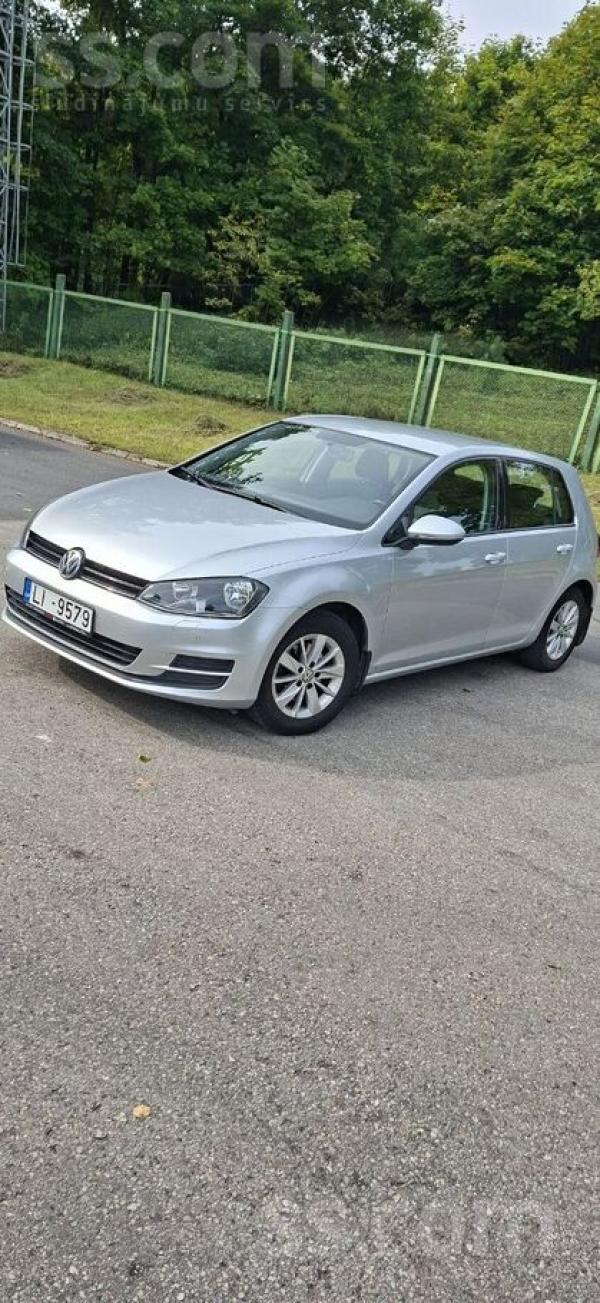Grey Volkswagen Golf 2016 in Riga, with an engine capacity of 1.60 L and mileage of 270 thousand km for 5800 €, photo 3 on AUTOMOTO.COM.LV