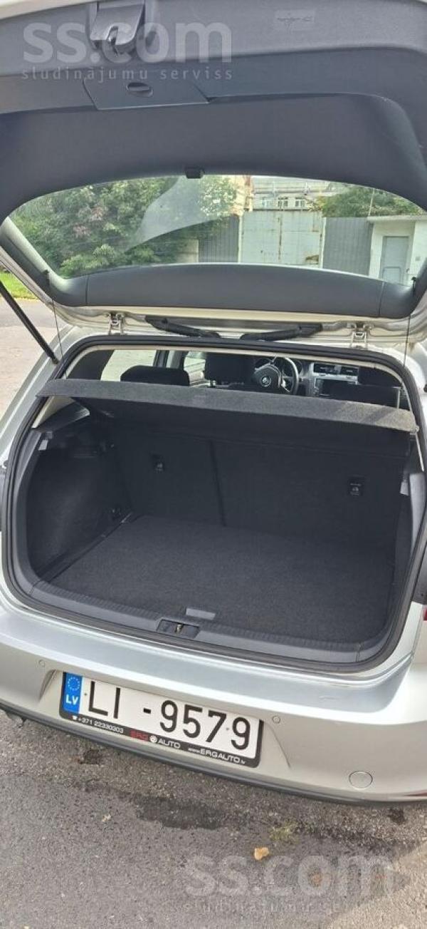 Grey Volkswagen Golf 2016 in Riga, with an engine capacity of 1.60 L and mileage of 270 thousand km for 5800 €, photo 5 on AUTOMOTO.COM.LV
