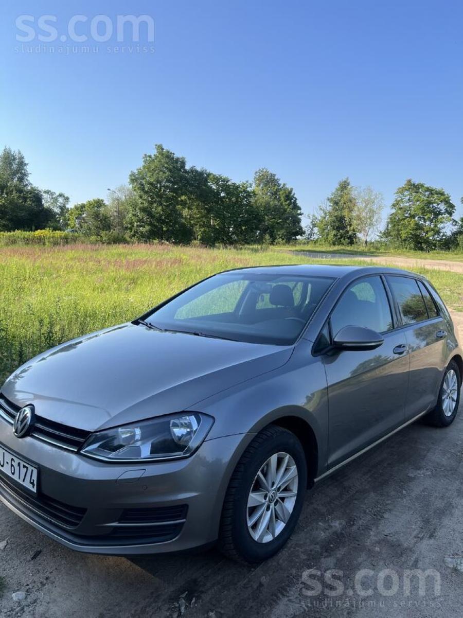 Grey Volkswagen Golf 2016 in Riga, with an engine capacity of 1.40 L and mileage of 200 thousand km for 7100 €, photo 4 on AUTOMOTO.COM.LV