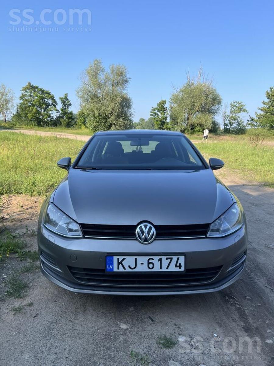 Grey Volkswagen Golf 2016 in Riga, with an engine capacity of 1.40 L and mileage of 200 thousand km for 7100 €, photo 6 on AUTOMOTO.COM.LV