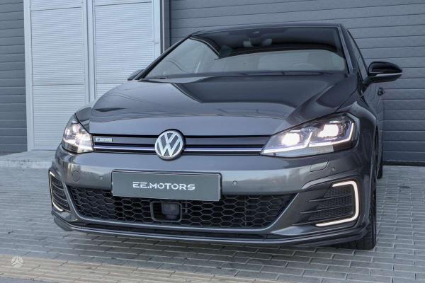Pelēks Volkswagen Golf 2017 Kauņa, ar dzinēja tilpumu 0.00 L un nobraukumu 98 tūkst. km par 13999 €, foto 11 vietnē AUTOMOTO.COM.LV