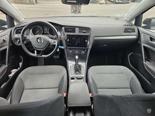 Pelēks Volkswagen Golf 2017 Tauragė, ar dzinēja tilpumu 1.60 L un nobraukumu 154 tūkst. km par 8700 €, foto 10 vietnē AUTOMOTO.COM.LV