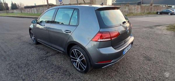 Grey Volkswagen Golf 2017 in Taurage, with an engine capacity of 1.60 L and mileage of 127 thousand km for 10350 €, photo 4 on AUTOMOTO.COM.LV