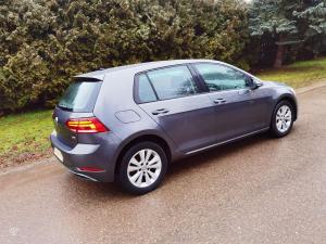 Grey Volkswagen Golf 2017 in Kaunas, with an engine capacity of 1.60 L and mileage of 175 thousand km for 5700 €, photo 2 on AUTOMOTO.COM.LV