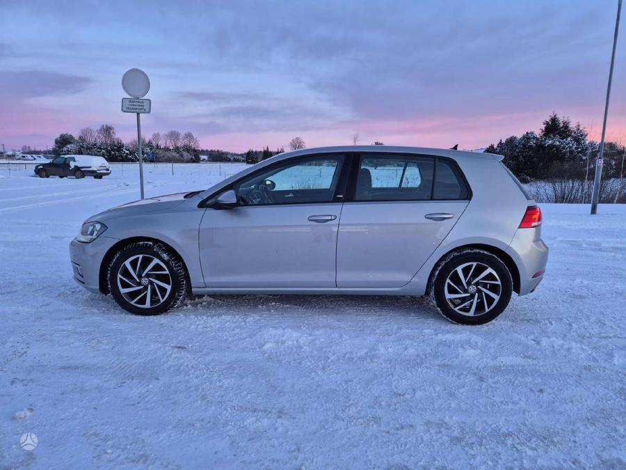 Pelēks Volkswagen Golf 2017 Šilutė, ar dzinēja tilpumu 1.40 L un nobraukumu 198 tūkst. km par 7950 €, foto 4 vietnē AUTOMOTO.COM.LV