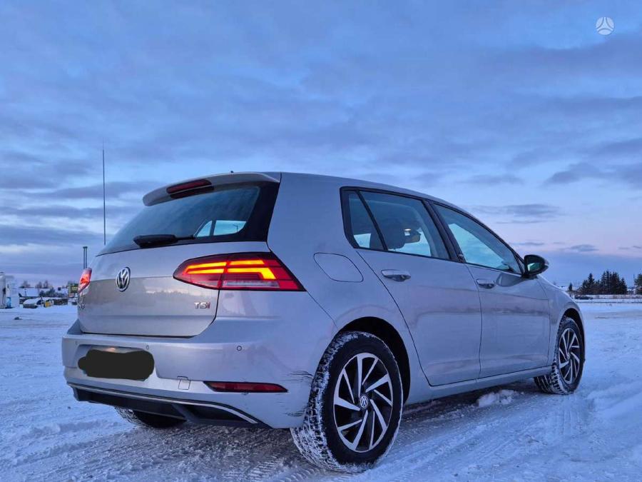 Pelēks Volkswagen Golf 2017 Šilutė, ar dzinēja tilpumu 1.40 L un nobraukumu 198 tūkst. km par 7950 €, foto 6 vietnē AUTOMOTO.COM.LV
