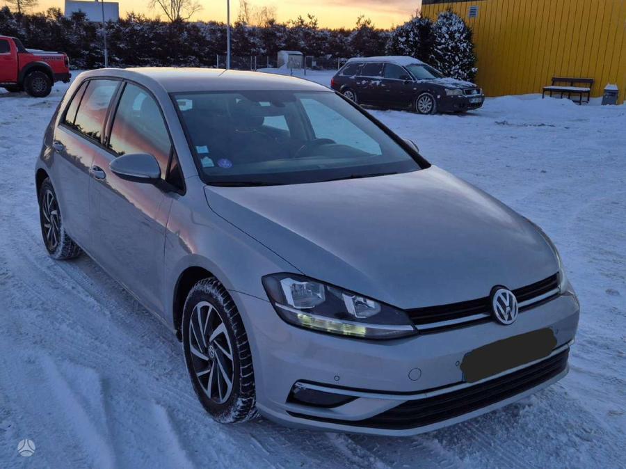 Pelēks Volkswagen Golf 2017 Šilutė, ar dzinēja tilpumu 1.40 L un nobraukumu 198 tūkst. km par 7950 €, foto 9 vietnē AUTOMOTO.COM.LV