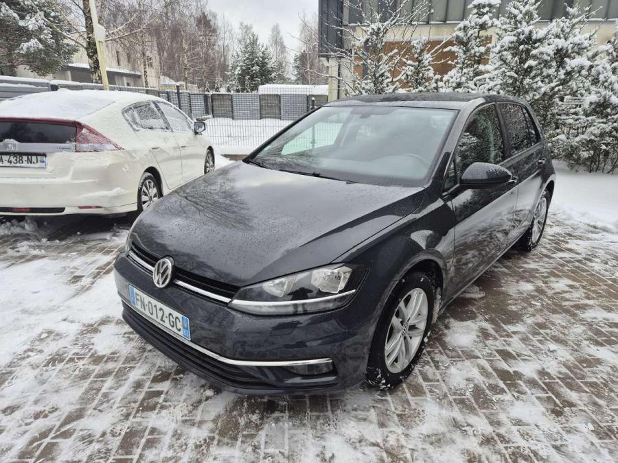 Pelēks Volkswagen Golf 2017 Viļņa, ar dzinēja tilpumu 1.60 L un nobraukumu 154 tūkst. km par 10200 €, foto 2 vietnē AUTOMOTO.COM.LV