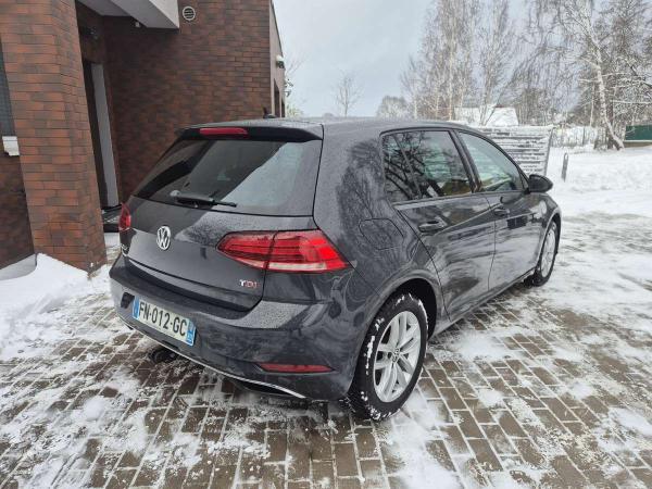 Pelēks Volkswagen Golf 2017 Viļņa, ar dzinēja tilpumu 1.60 L un nobraukumu 154 tūkst. km par 10200 €, foto 5 vietnē AUTOMOTO.COM.LV