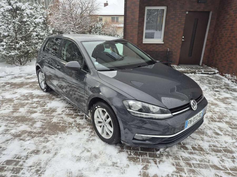 Pelēks Volkswagen Golf 2017 Viļņa, ar dzinēja tilpumu 1.60 L un nobraukumu 154 tūkst. km par 10200 €, foto 6 vietnē AUTOMOTO.COM.LV