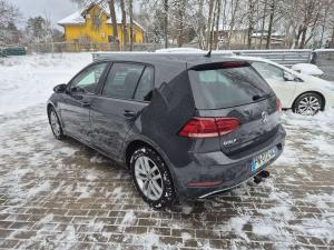 Grey Volkswagen Golf 2017 in Vilnius, with an engine capacity of 1.60 L and mileage of 154 thousand km for 10200 €, photo 4 on AUTOMOTO.COM.LV