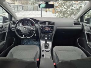 Grey Volkswagen Golf 2017 in Vilnius, with an engine capacity of 1.60 L and mileage of 154 thousand km for 10200 €, photo 12 on AUTOMOTO.COM.LV