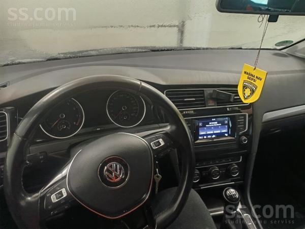 Pelēks Volkswagen Golf 2017 Rēzekne, ar dzinēja tilpumu 1.20 L un nobraukumu 122 tūkst. km par 12000 €, foto 4 vietnē AUTOMOTO.COM.LV