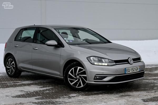 Pelēks Volkswagen Golf 2017 Kretinga, ar dzinēja tilpumu 1.40 L un nobraukumu 225 tūkst. km par 7899 €, foto 1 vietnē AUTOMOTO.COM.LV
