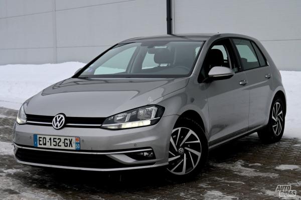 Pelēks Volkswagen Golf 2017 Kretinga, ar dzinēja tilpumu 1.40 L un nobraukumu 225 tūkst. km par 7899 €, foto 3 vietnē AUTOMOTO.COM.LV