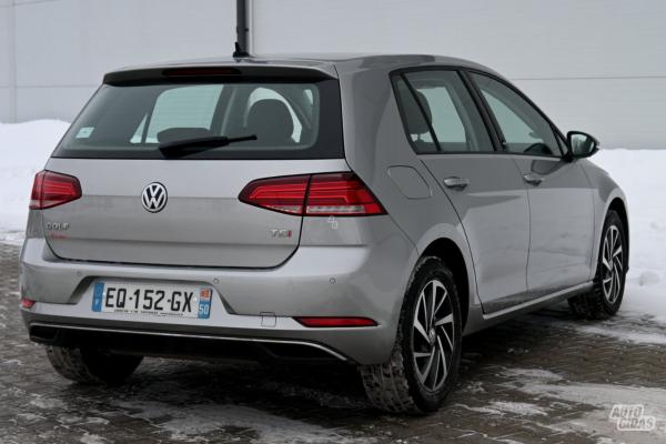 Pelēks Volkswagen Golf 2017 Kretinga, ar dzinēja tilpumu 1.40 L un nobraukumu 225 tūkst. km par 7899 €, foto 7 vietnē AUTOMOTO.COM.LV