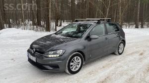 Grey Volkswagen Golf 2017 in Jurmala, with an engine capacity of 1.60 L and mileage of 140 thousand km for 9000 €, photo  on AUTOMOTO.COM.LV