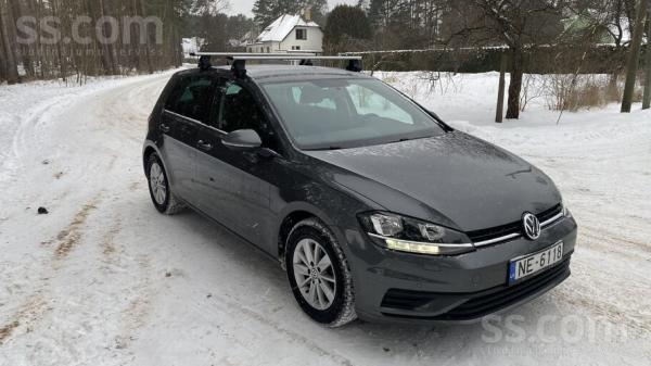 Grey Volkswagen Golf 2017 in Jurmala, with an engine capacity of 1.60 L and mileage of 140 thousand km for 9000 €, photo 2 on AUTOMOTO.COM.LV