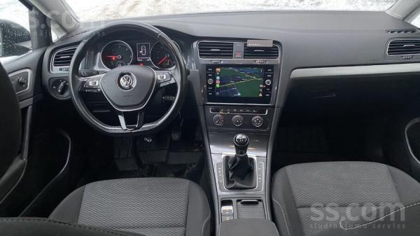 Grey Volkswagen Golf 2017 in Jurmala, with an engine capacity of 1.60 L and mileage of 140 thousand km for 9000 €, photo 6 on AUTOMOTO.COM.LV