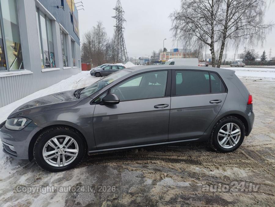 Pelēks Volkswagen Golf 2017 Tallina, ar dzinēja tilpumu 1.40 L un nobraukumu 160 tūkst. km par 10000 €, foto 1 vietnē AUTOMOTO.COM.LV