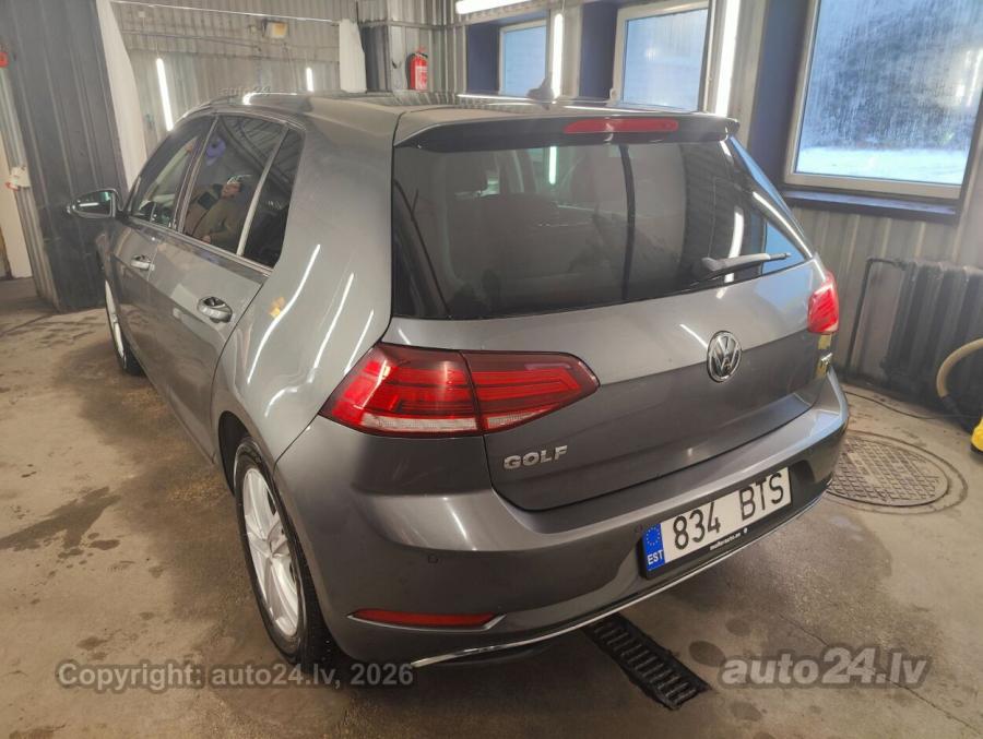 Grey Volkswagen Golf 2017 in Tallinn, with an engine capacity of 1.40 L and mileage of 160 thousand km for 10000 €, photo 6 on AUTOMOTO.COM.LV