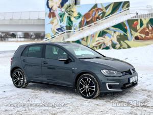 Grey Volkswagen Golf 2017 in Parnu, with an engine capacity of 1.40 L and mileage of 201 thousand km for 12500 €, photo 6 on AUTOMOTO.COM.LV