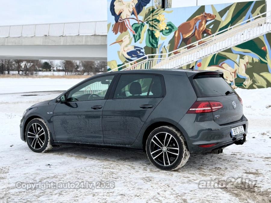 Grey Volkswagen Golf 2017 in Parnu, with an engine capacity of 1.40 L and mileage of 201 thousand km for 12500 €, photo 8 on AUTOMOTO.COM.LV