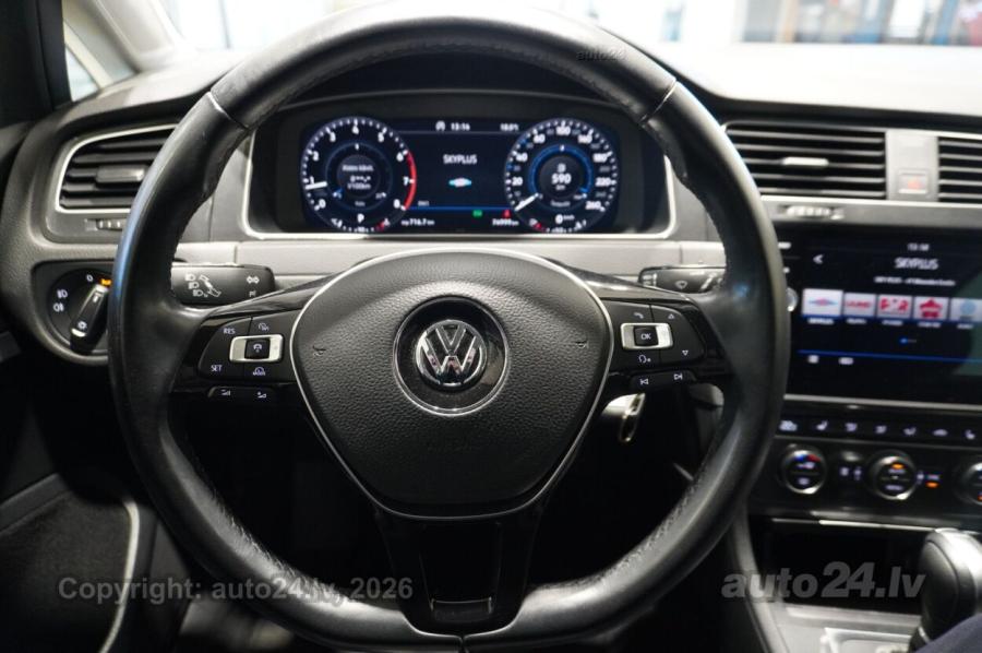Grey Volkswagen Golf 2017 in Tallinn, with an engine capacity of 1.40 L and mileage of 78 thousand km for 11200 €, photo 16 on AUTOMOTO.COM.LV