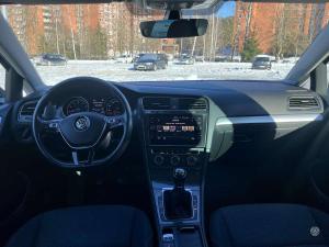 Pelēks Volkswagen Golf 2017 Viļņa, ar dzinēja tilpumu 1.40 L un nobraukumu 147 tūkst. km par 8700 €, foto 7 vietnē AUTOMOTO.COM.LV