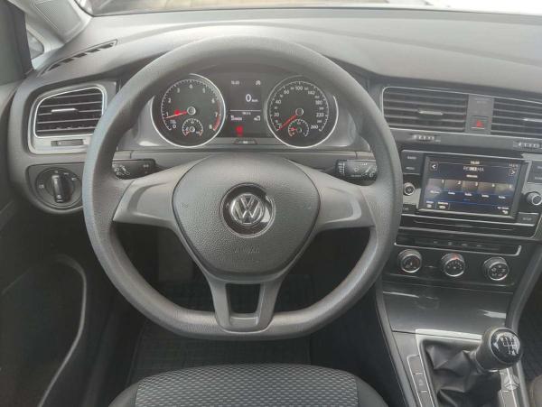 Pelēks Volkswagen Golf 2017 Viļņa, ar dzinēja tilpumu 1.40 L un nobraukumu 224 tūkst. km par 7600 €, foto 9 vietnē AUTOMOTO.COM.LV