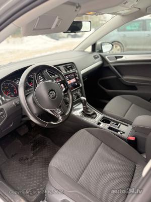 Grey Volkswagen Golf 2017 in Tallinn, with an engine capacity of 1.40 L and mileage of 124 thousand km for 12400 €, photo 10 on AUTOMOTO.COM.LV