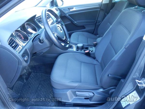 Grey Volkswagen Golf 2017 in Tallinn, with an engine capacity of 1.00 L and mileage of 86 thousand km for 12500 €, photo 10 on AUTOMOTO.COM.LV