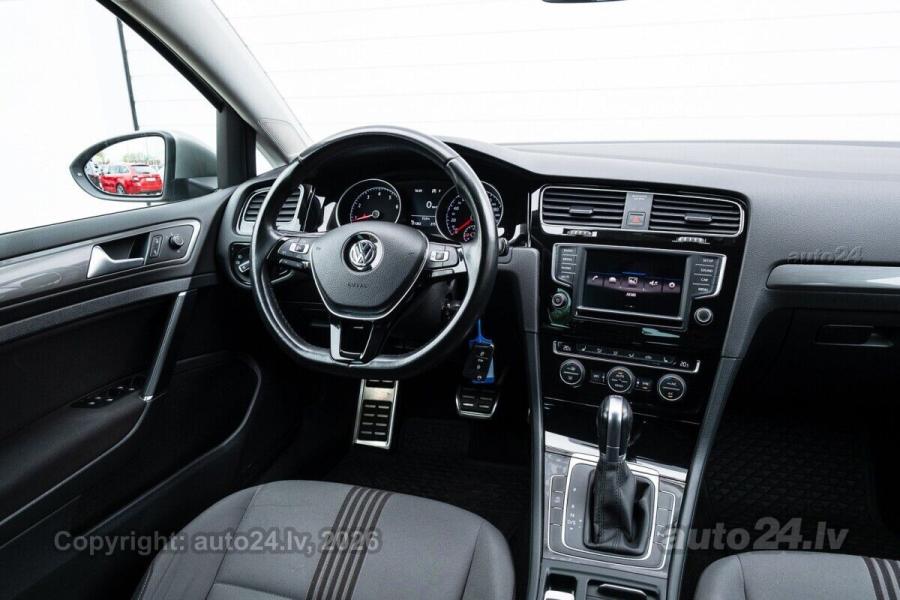 Pelēks Volkswagen Golf 2017 Rīga, ar dzinēja tilpumu 1.40 L un nobraukumu 171 tūkst. km par 11700 €, foto 10 vietnē AUTOMOTO.COM.LV