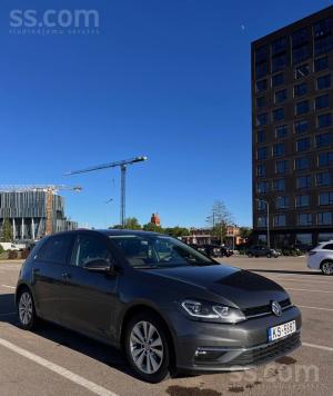 Grey Volkswagen Golf 2017 in Riga, with an engine capacity of 1.40 L and mileage of 207 thousand km for 11250 €, photo 6 on AUTOMOTO.COM.LV