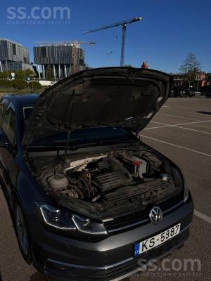 Grey Volkswagen Golf 2017 in Riga, with an engine capacity of 1.40 L and mileage of 207 thousand km for 11250 €, photo 7 on AUTOMOTO.COM.LV