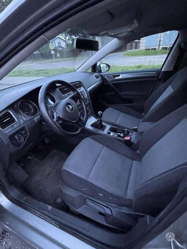 Pelēks Volkswagen Golf 2017 Kauņa, ar dzinēja tilpumu 1.60 L un nobraukumu 520 tūkst. km par 3600 €, foto 7 vietnē AUTOMOTO.COM.LV