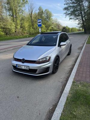 Grey Volkswagen Golf 2017 in Kazlu Ruda, with an engine capacity of 1.98 L and mileage of 125 thousand km for 16499 €, photo 14 on AUTOMOTO.COM.LV