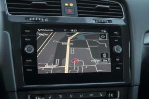 Серый Фольксваген Гольф 2017 в Лиепая, объемом двигателя 1.60 л и пробегом 104 тыс. км за 11750 €, фото 26 на AUTOMOTO.COM.LV