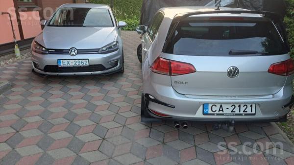 Grey Volkswagen Golf 2017 in Riga, with an engine capacity of 2.00 L and mileage of 0 thousand km for 7950 €, photo 2 on AUTOMOTO.COM.LV
