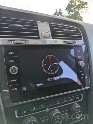 Pelēks Volkswagen Golf 2017 Rīga, ar dzinēja tilpumu 1.40 L un nobraukumu 131 tūkst. km par 11200 €, foto 11 vietnē AUTOMOTO.COM.LV