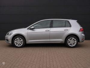Grey Volkswagen Golf 2017 in Vilnius, with an engine capacity of 1.40 L and mileage of 224 thousand km for 6950 €, photo 3 on AUTOMOTO.COM.LV
