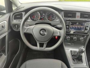 Grey Volkswagen Golf 2017 in Vilnius, with an engine capacity of 1.40 L and mileage of 224 thousand km for 6950 €, photo 9 on AUTOMOTO.COM.LV
