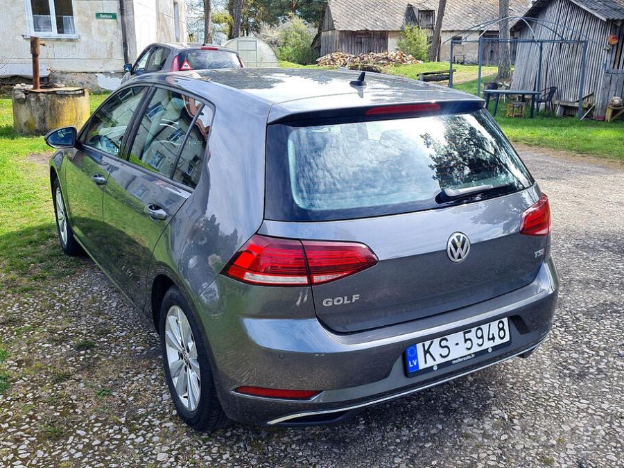 Pelēks Volkswagen Golf 2017 Talsi, ar dzinēja tilpumu 1.40 L un nobraukumu 224 tūkst. km par 9000 €, foto 1 vietnē AUTOMOTO.COM.LV