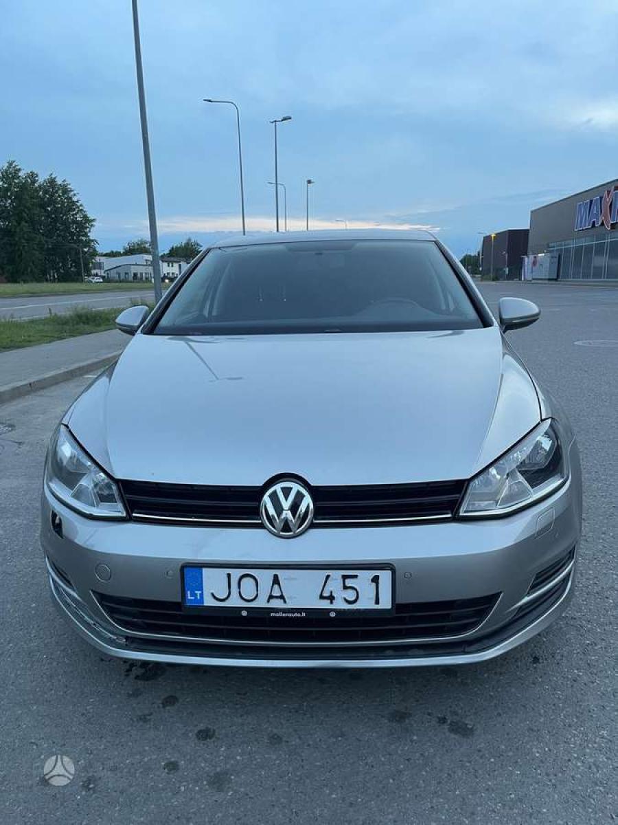 Pelēks Volkswagen Golf 2017 Kauņa, ar dzinēja tilpumu 1.60 L un nobraukumu 520 tūkst. km par 3300 €, foto 3 vietnē AUTOMOTO.COM.LV