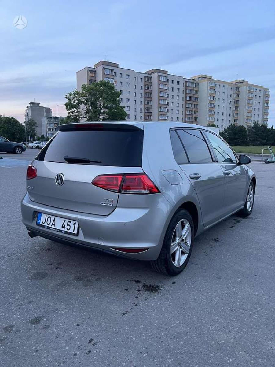 Pelēks Volkswagen Golf 2017 Kauņa, ar dzinēja tilpumu 1.60 L un nobraukumu 520 tūkst. km par 3300 €, foto 5 vietnē AUTOMOTO.COM.LV